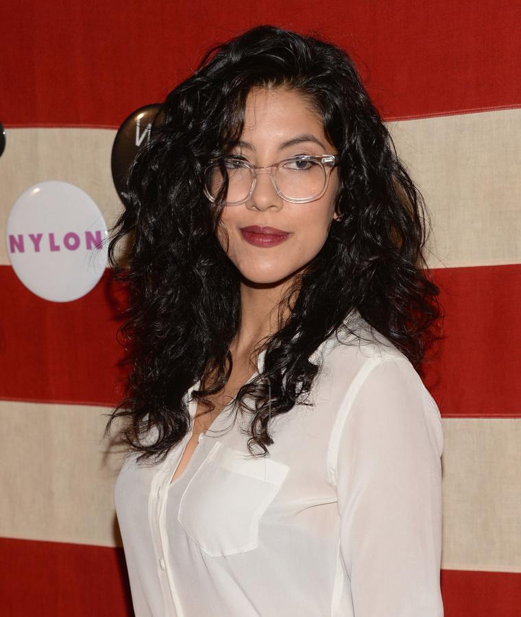 Stephanie Beatriz Scrolller