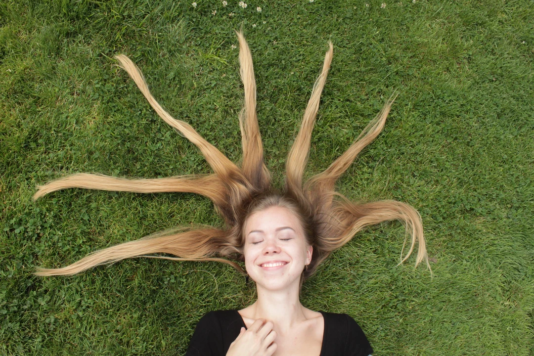 Love My Long Hair Scrolller