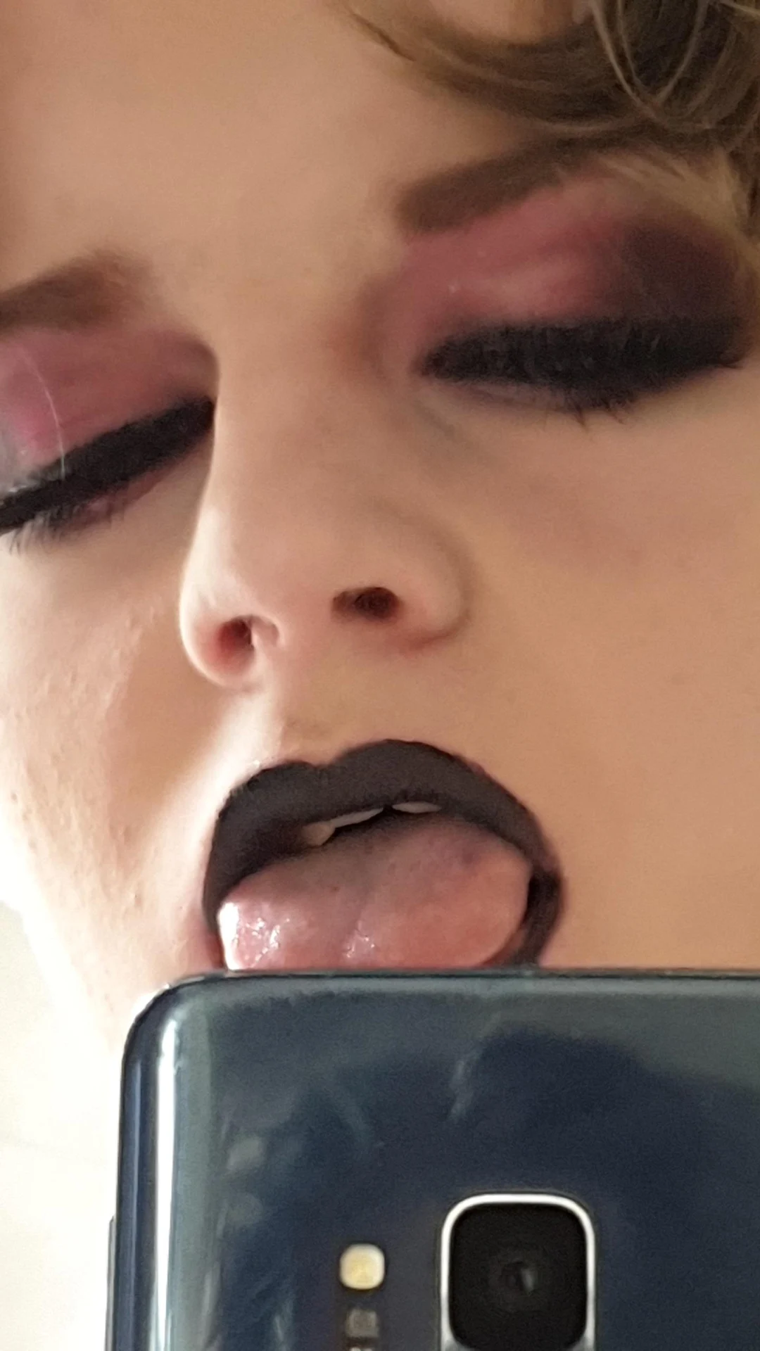 Pink smokey eyes today | Scrolller