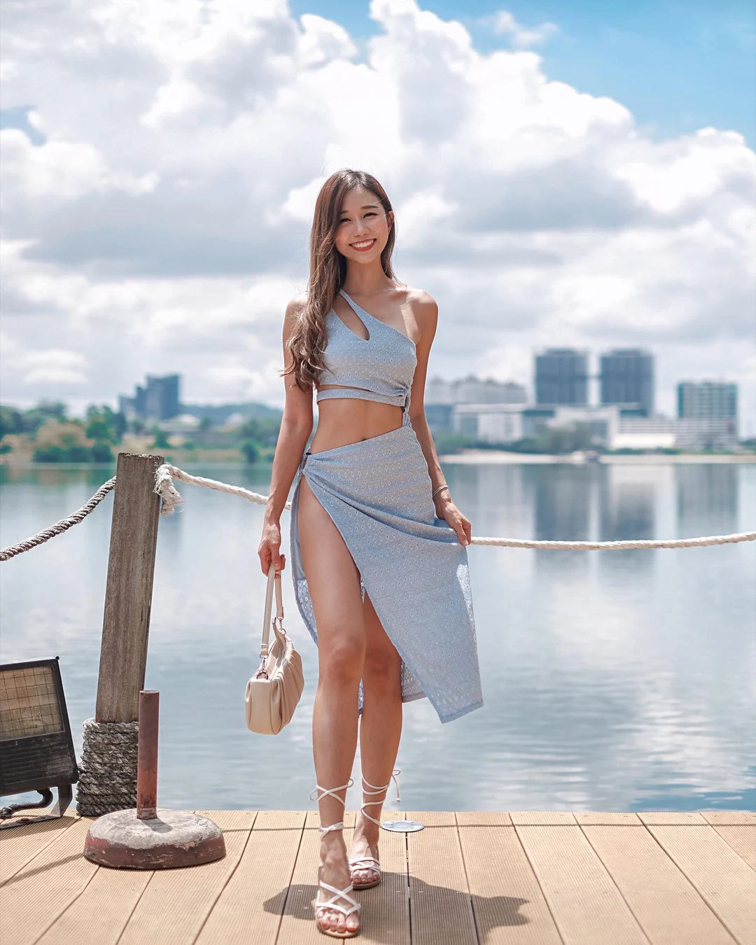 Photoshoot | Scrolller