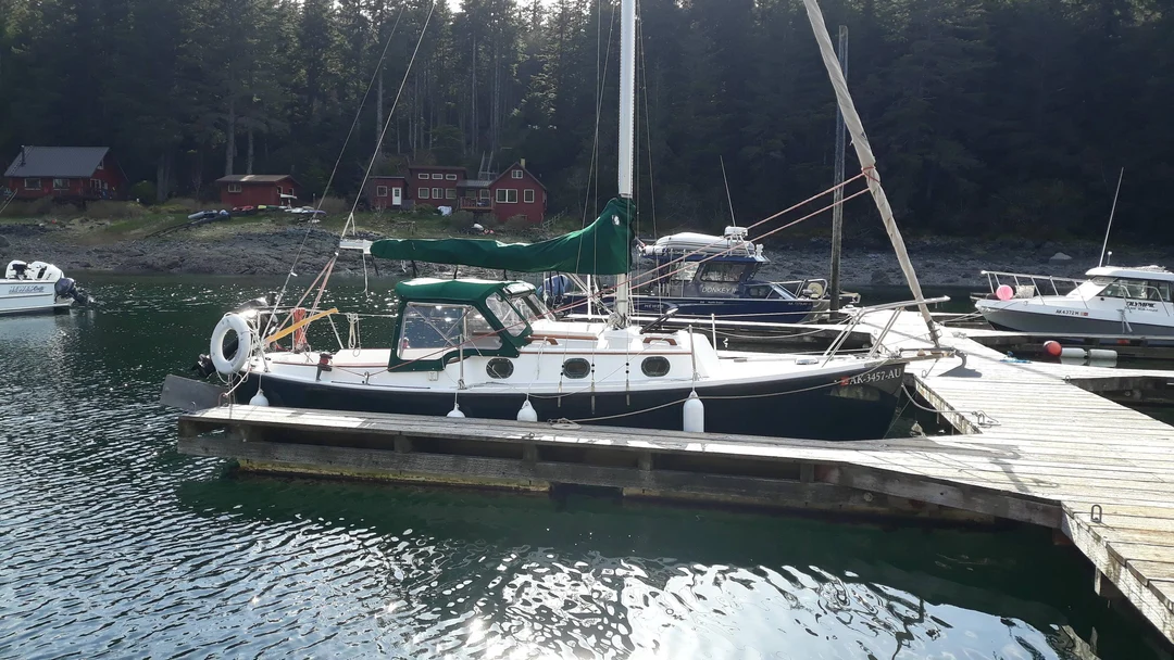 Compac 23 mk3. My first sailboat. | Scrolller