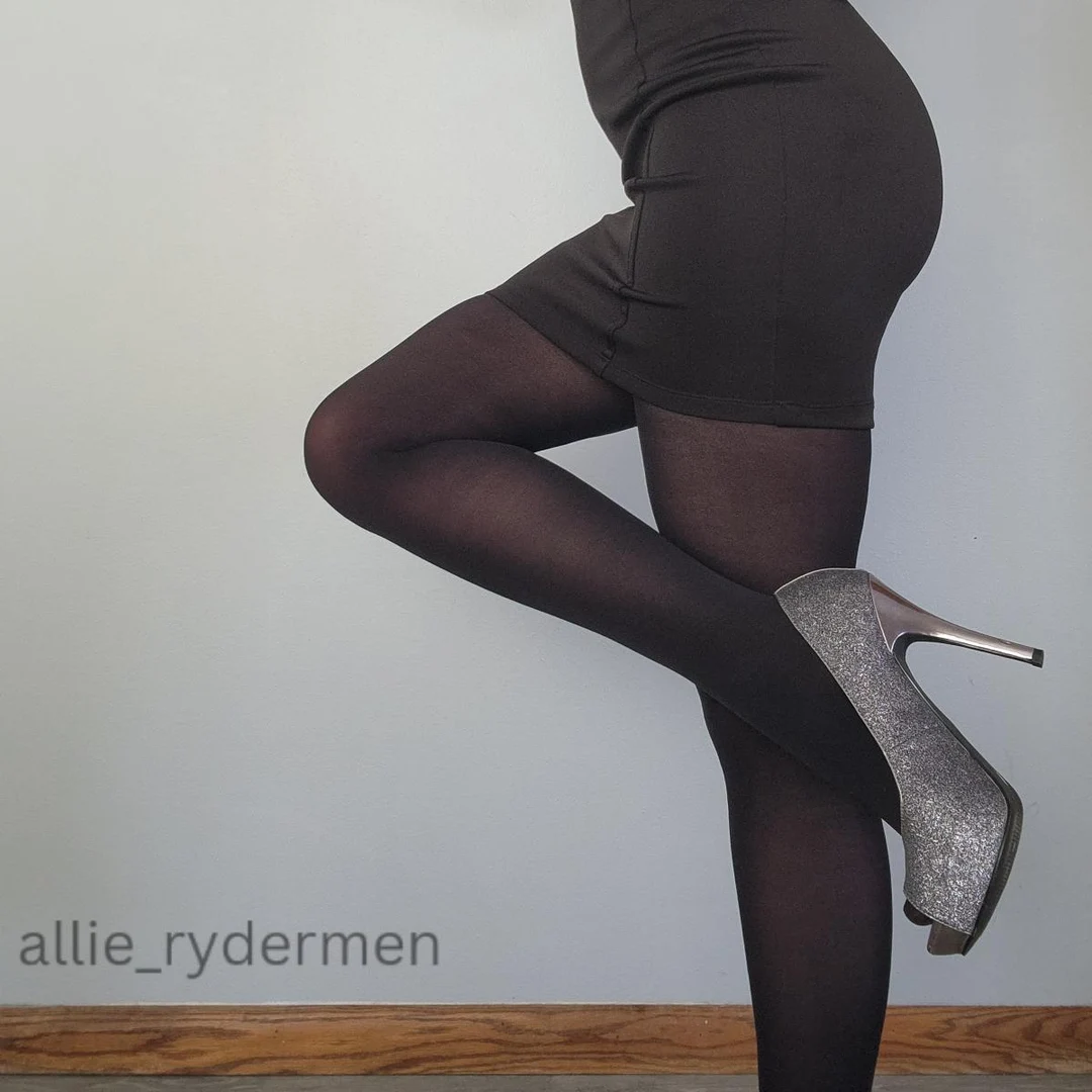 Adding a little sparkle to your day. | Scrolller