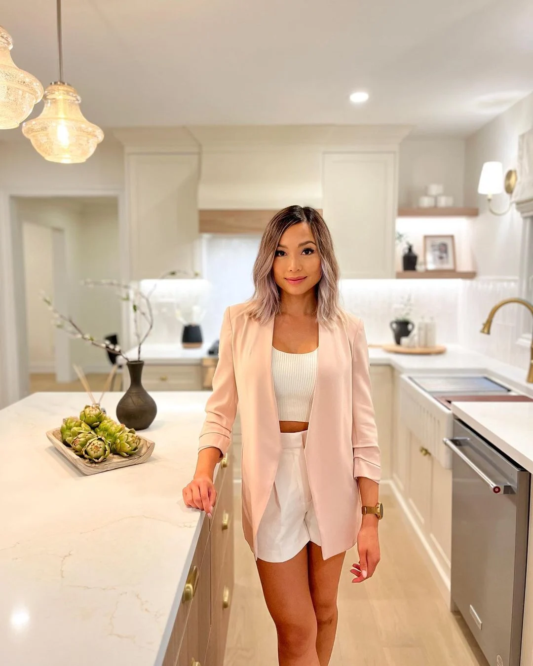 Janice Lau | Scrolller