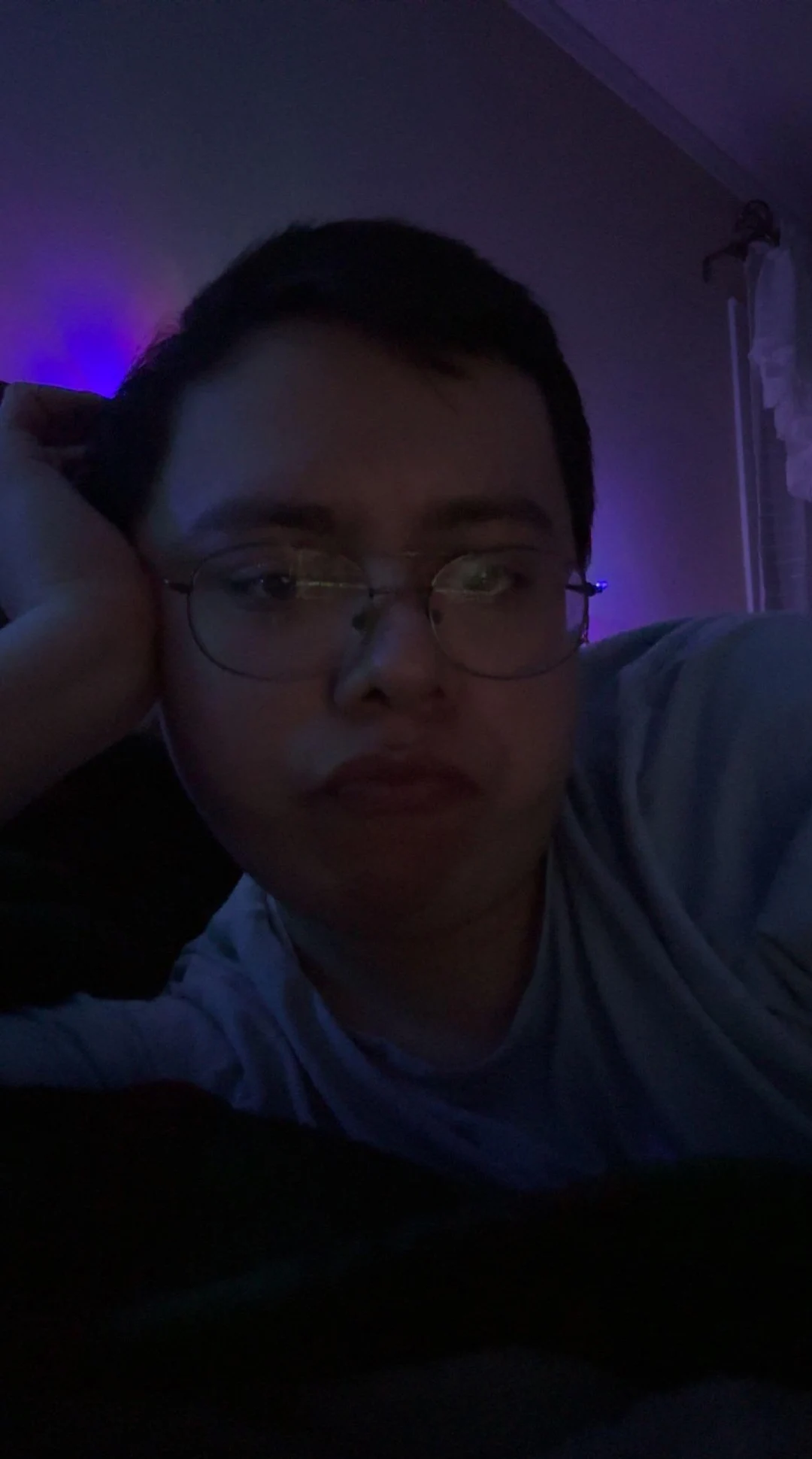 Any val, ow, dbd players? Message me | Scrolller