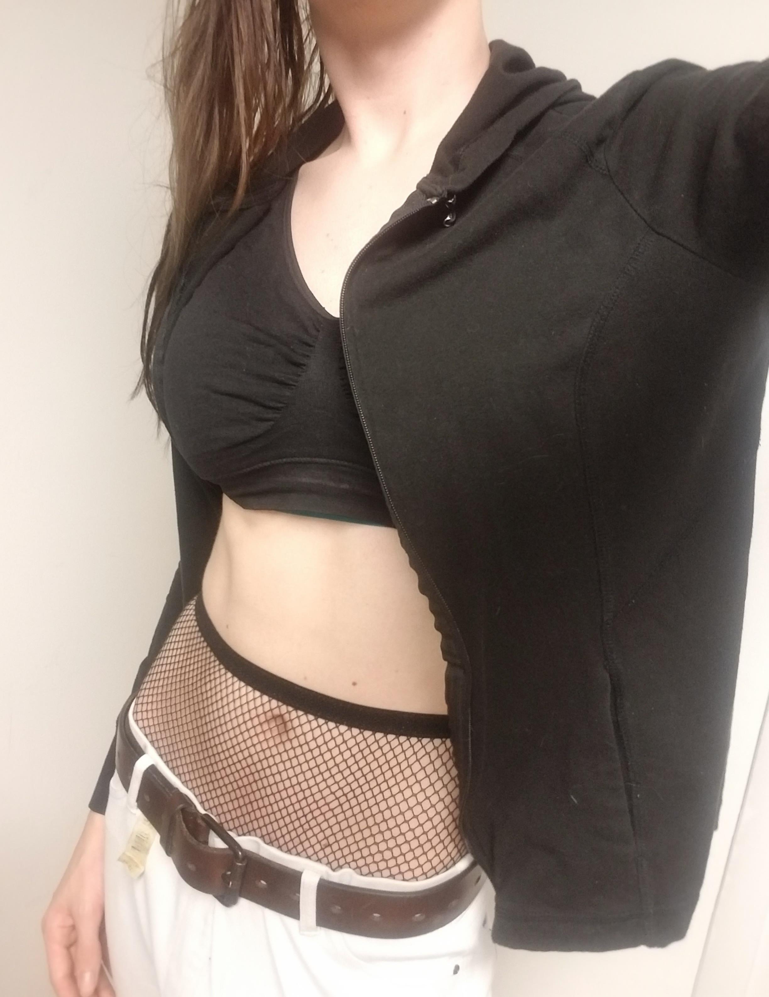 Black jacket | Scrolller