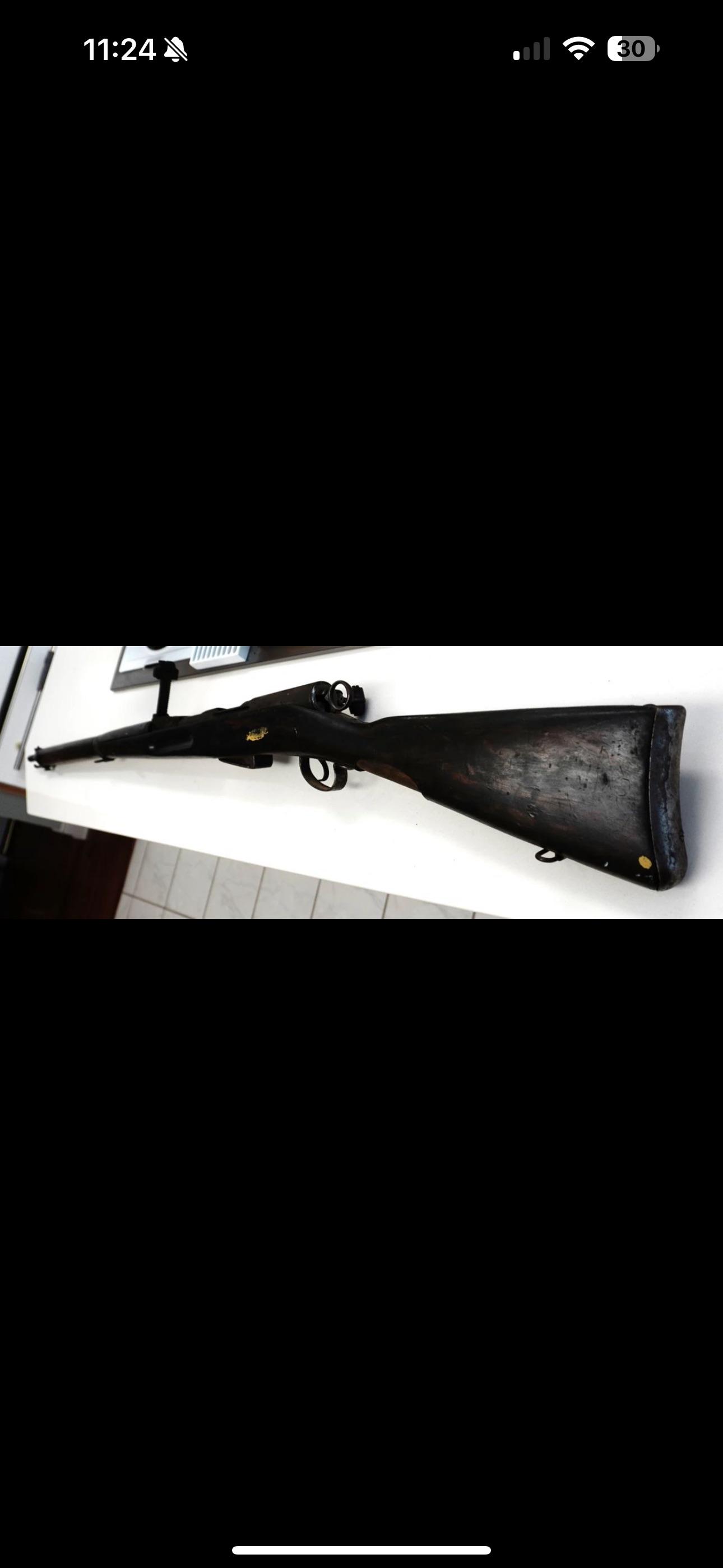 Gun identification help | Scrolller