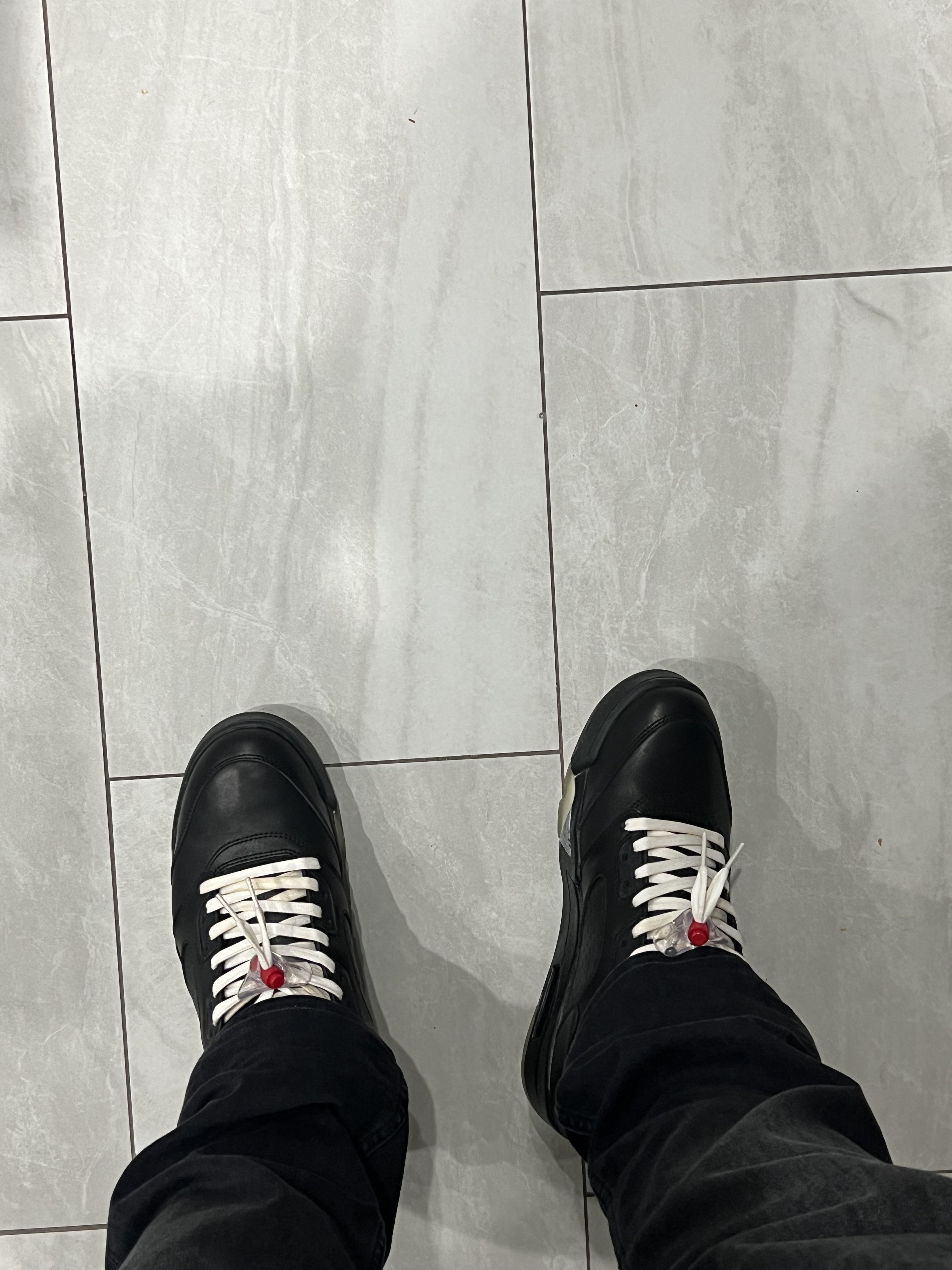 Wear your damn shoes | Scrolller