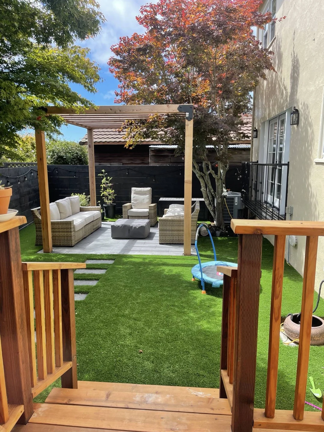 Our small backyard | Scrolller