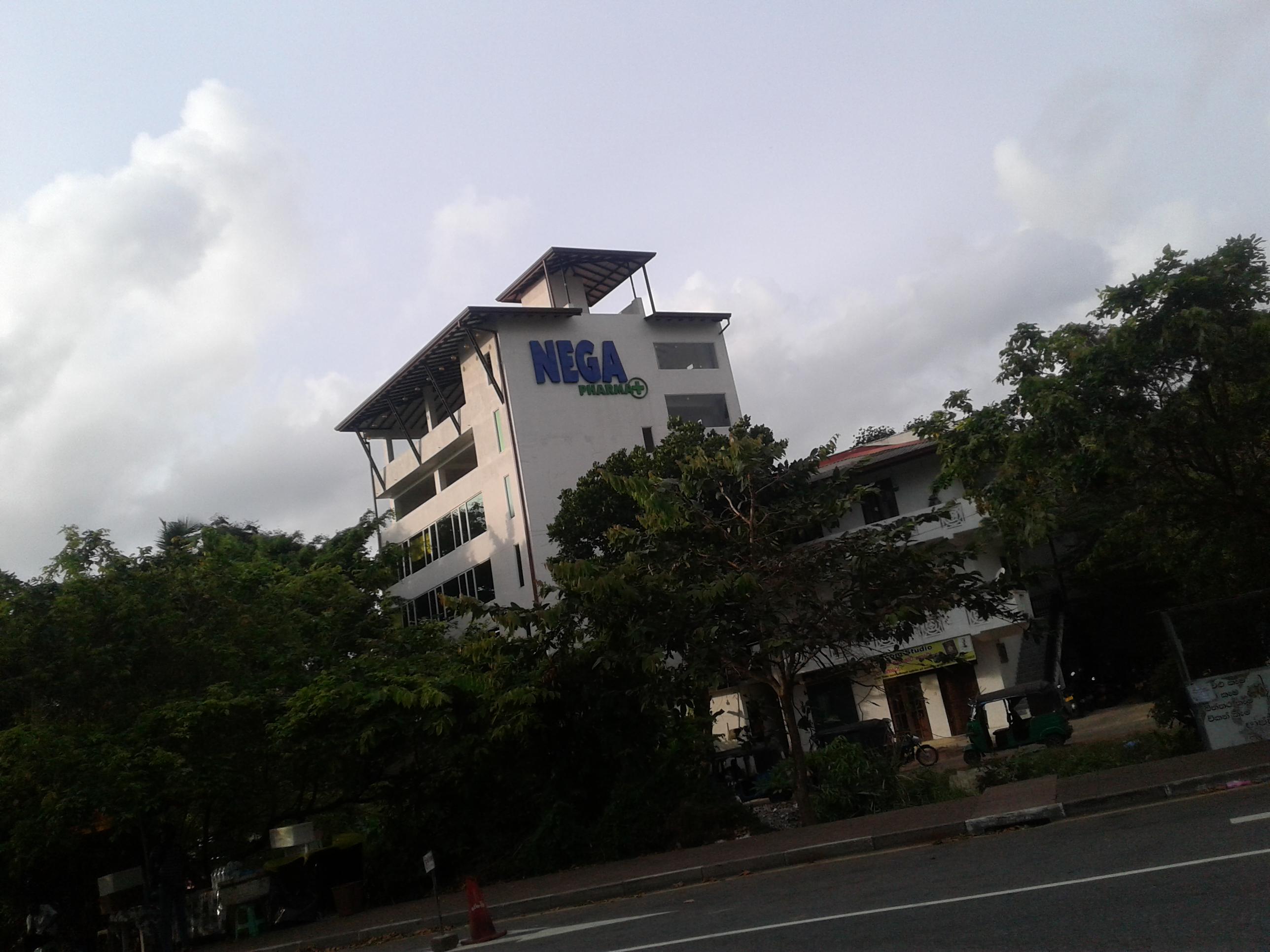 Genuine hol up | Scrolller