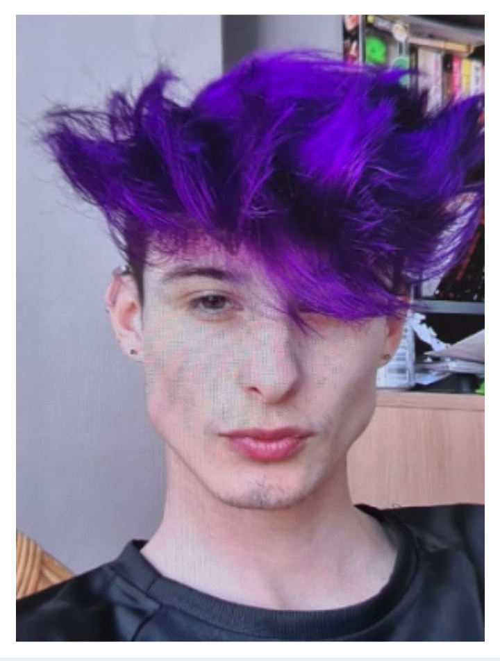 MISSING - Please Help | Scrolller