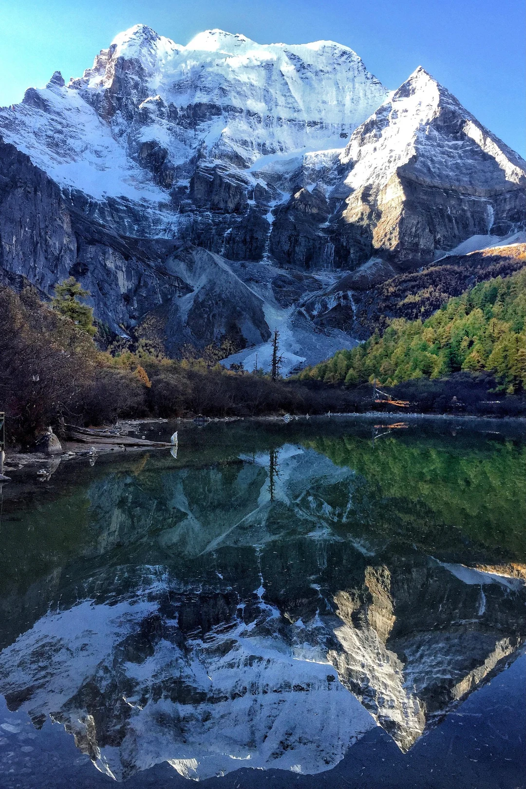 Reflections in Yading, Eastern Tibet [OC] [2000x3000] | Scrolller