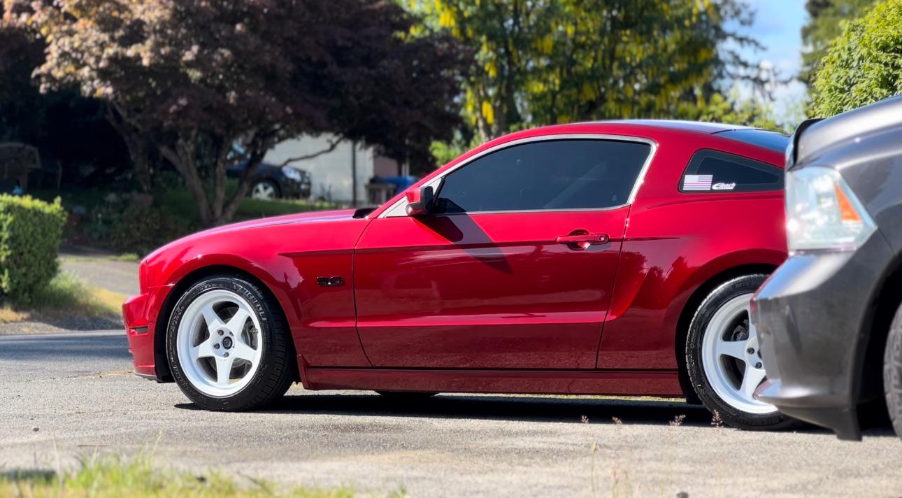 Just waxed her for the first time and I can’t get over the way this color looks in the sun ...