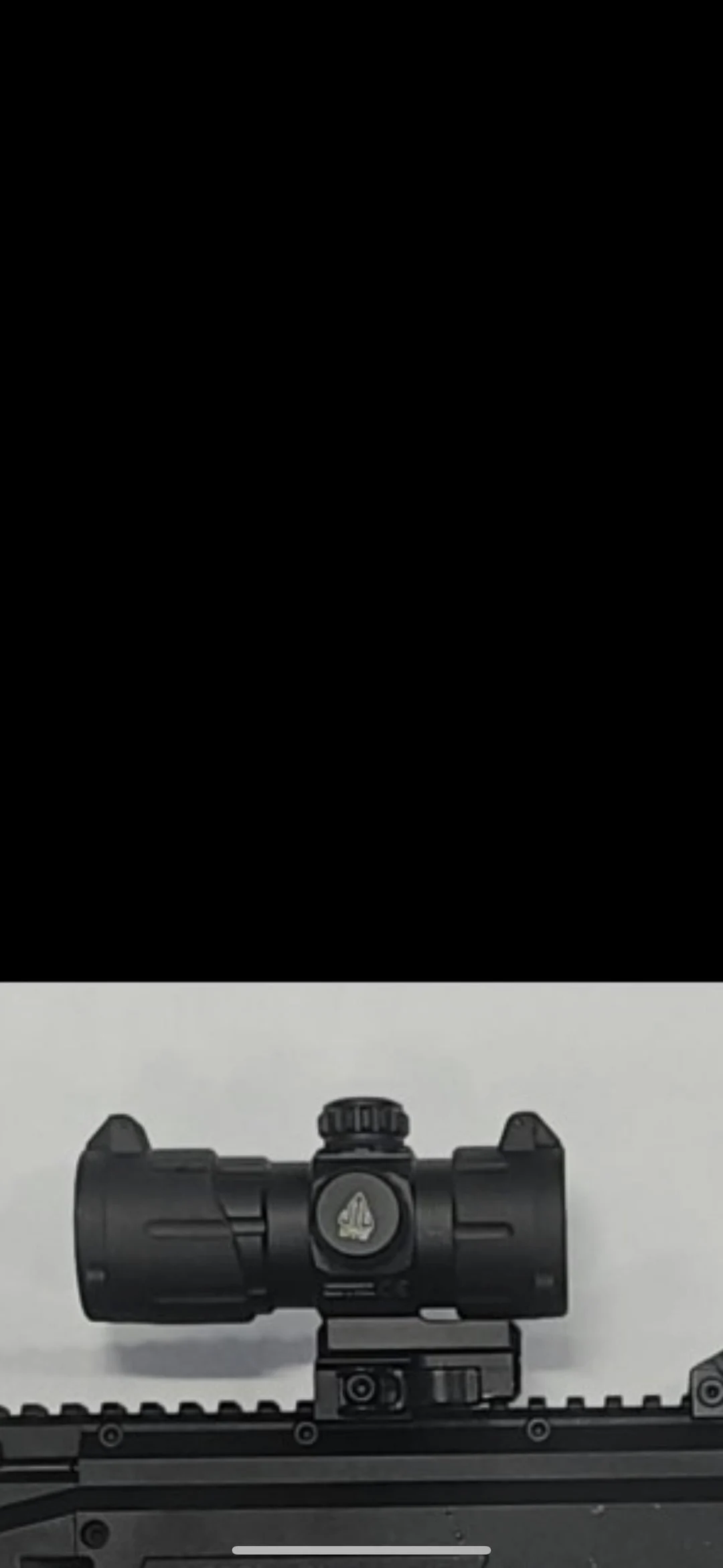 Anyone know what optic this is? | Scrolller