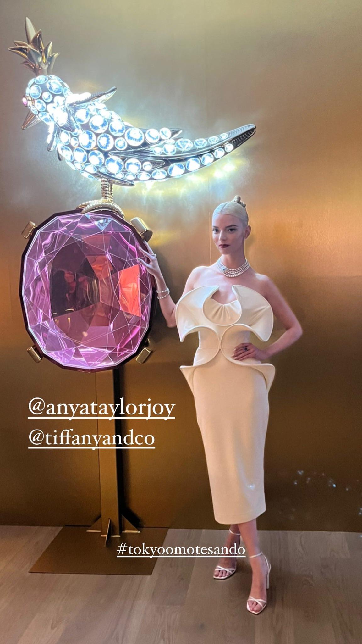 Anya in Tokyo | Scrolller