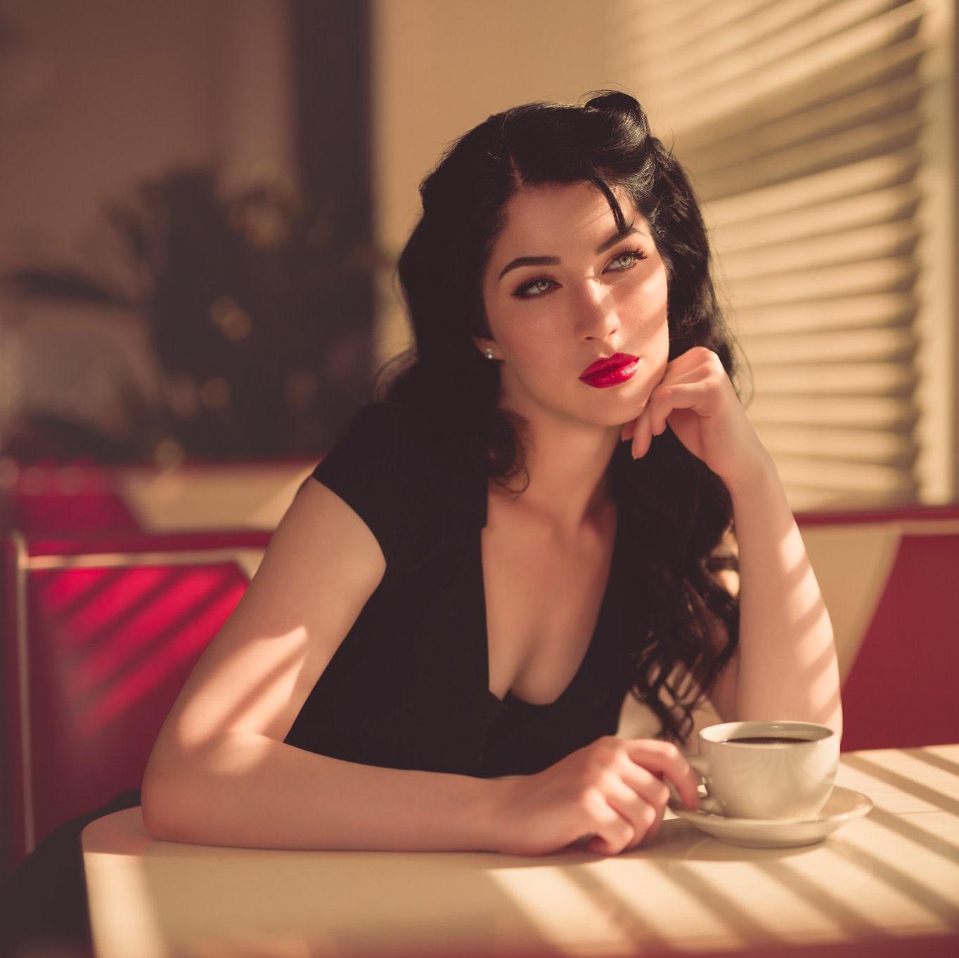 Discover more like ClassyPornstars: Evelyn Claire and Related Content | Scrolller