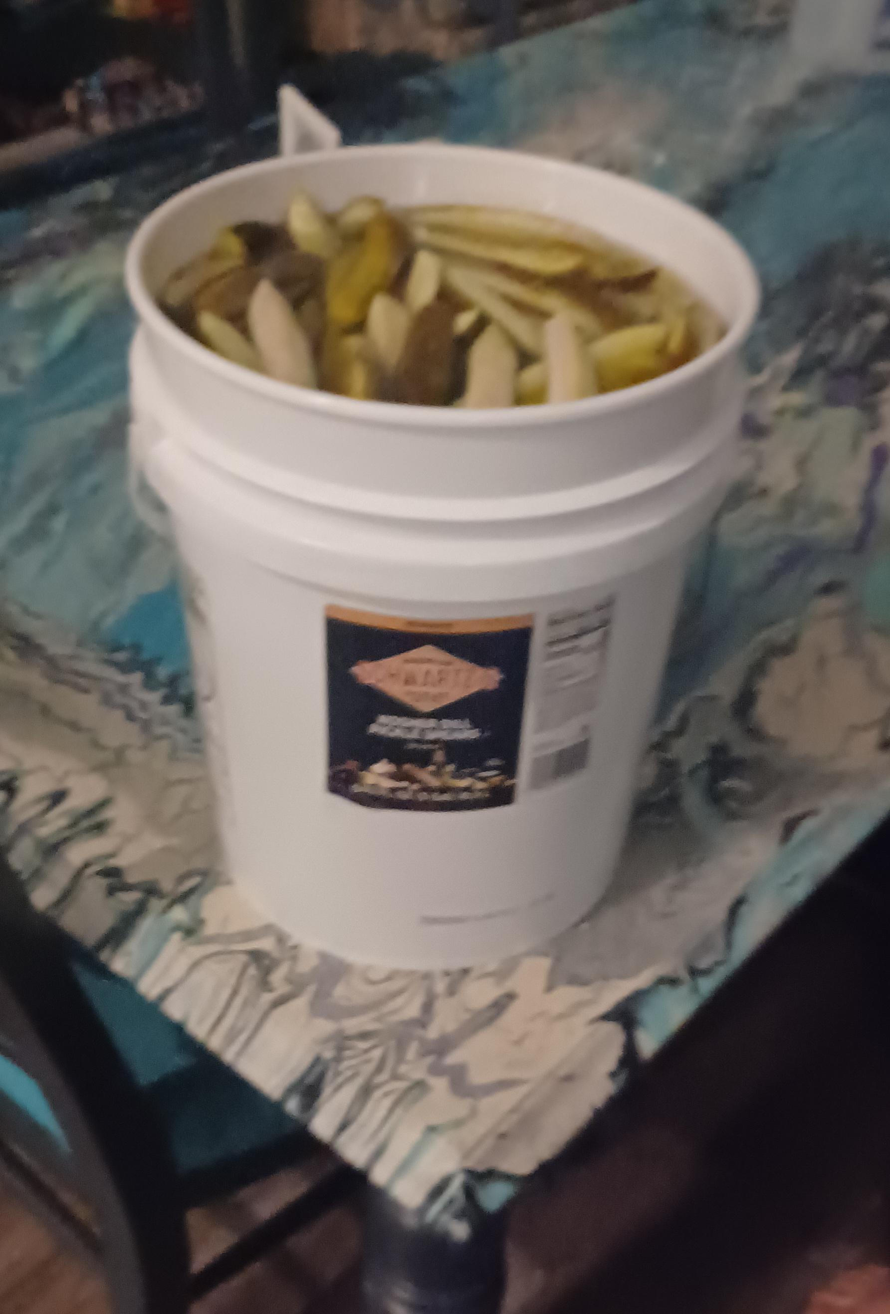 Blursed Pickle Bucket | Scrolller