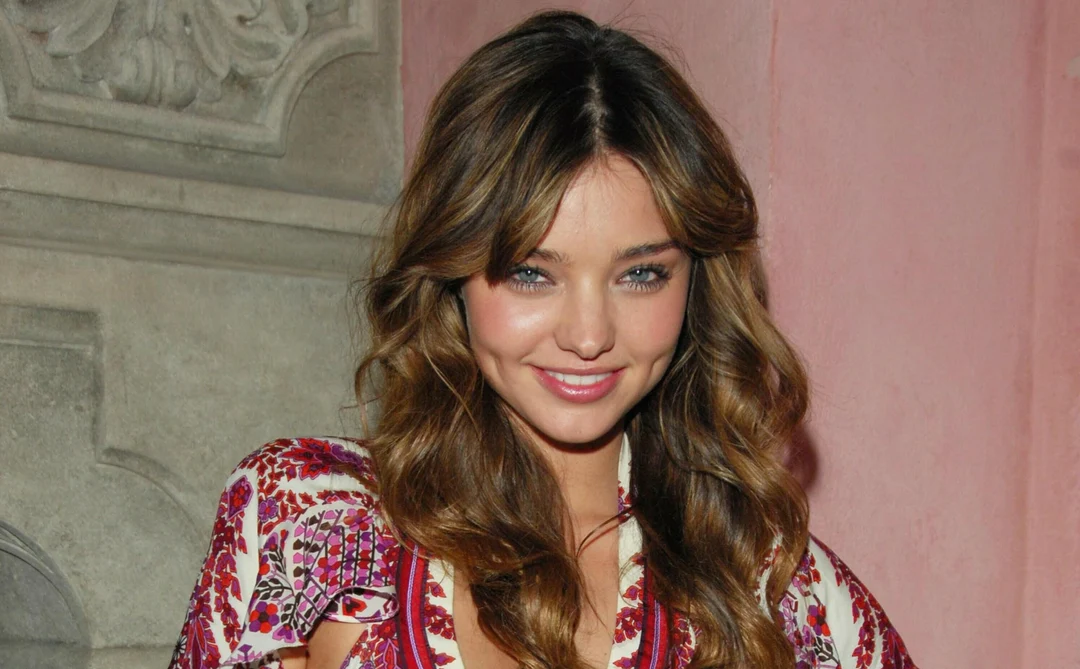 Miranda Kerr | Scrolller