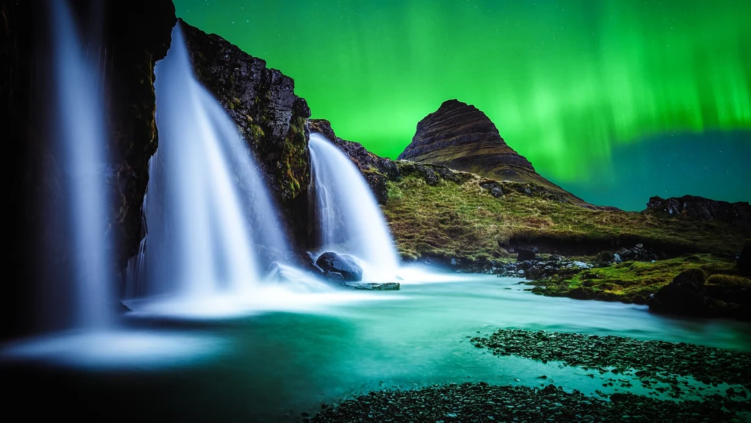Kirkjufell Aurora Borealis Landscape Scenery [1920x1080] | Scrolller