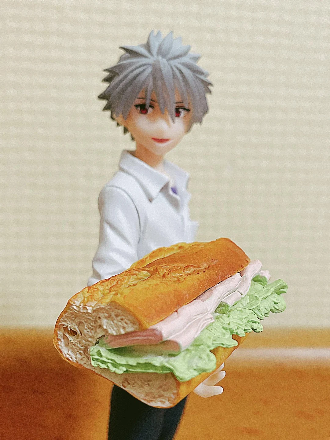 Kaworu sandwich | Scrolller