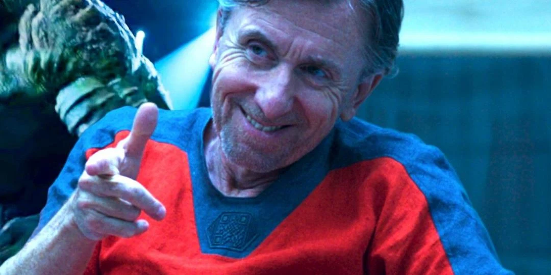 Anyone notice the QR code? | Scrolller