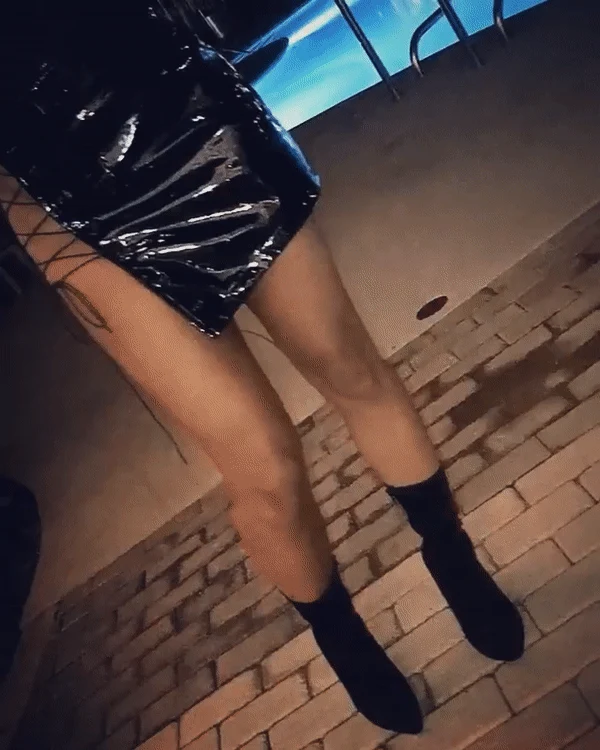 Carmella on the corner | Scrolller