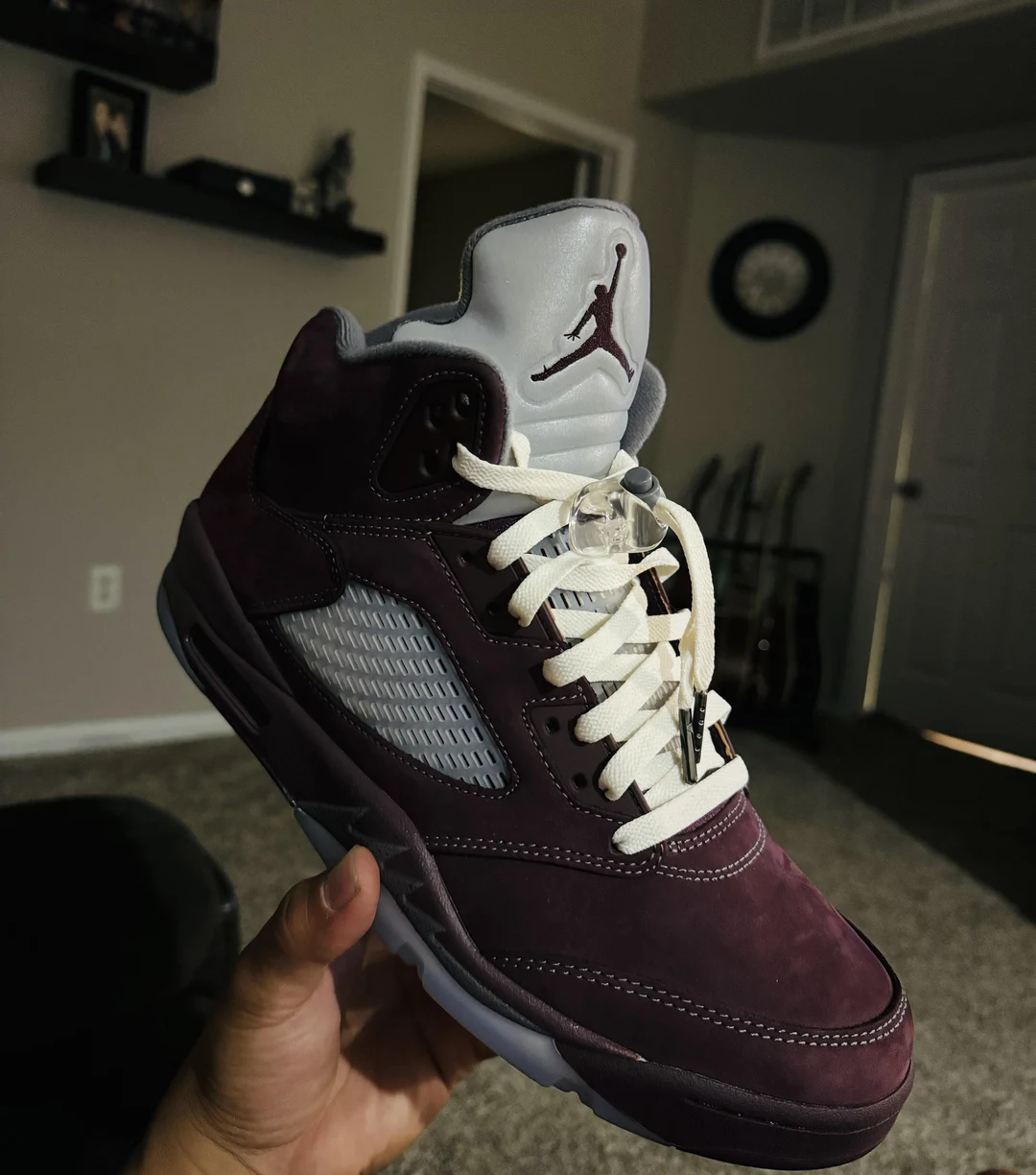 Burgundy 5s lace swap | Scrolller
