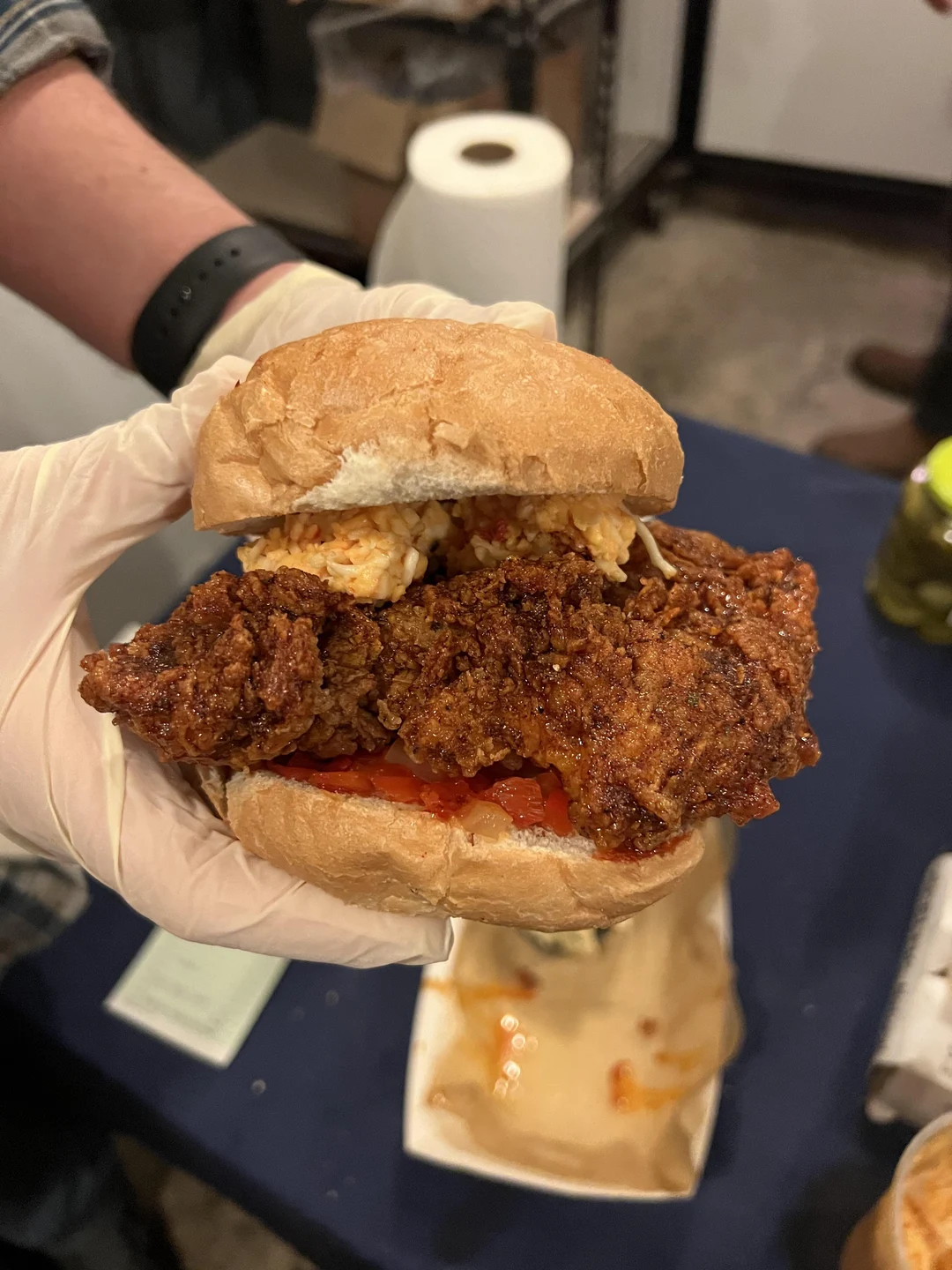 Huge hot chicken sandwich | Scrolller