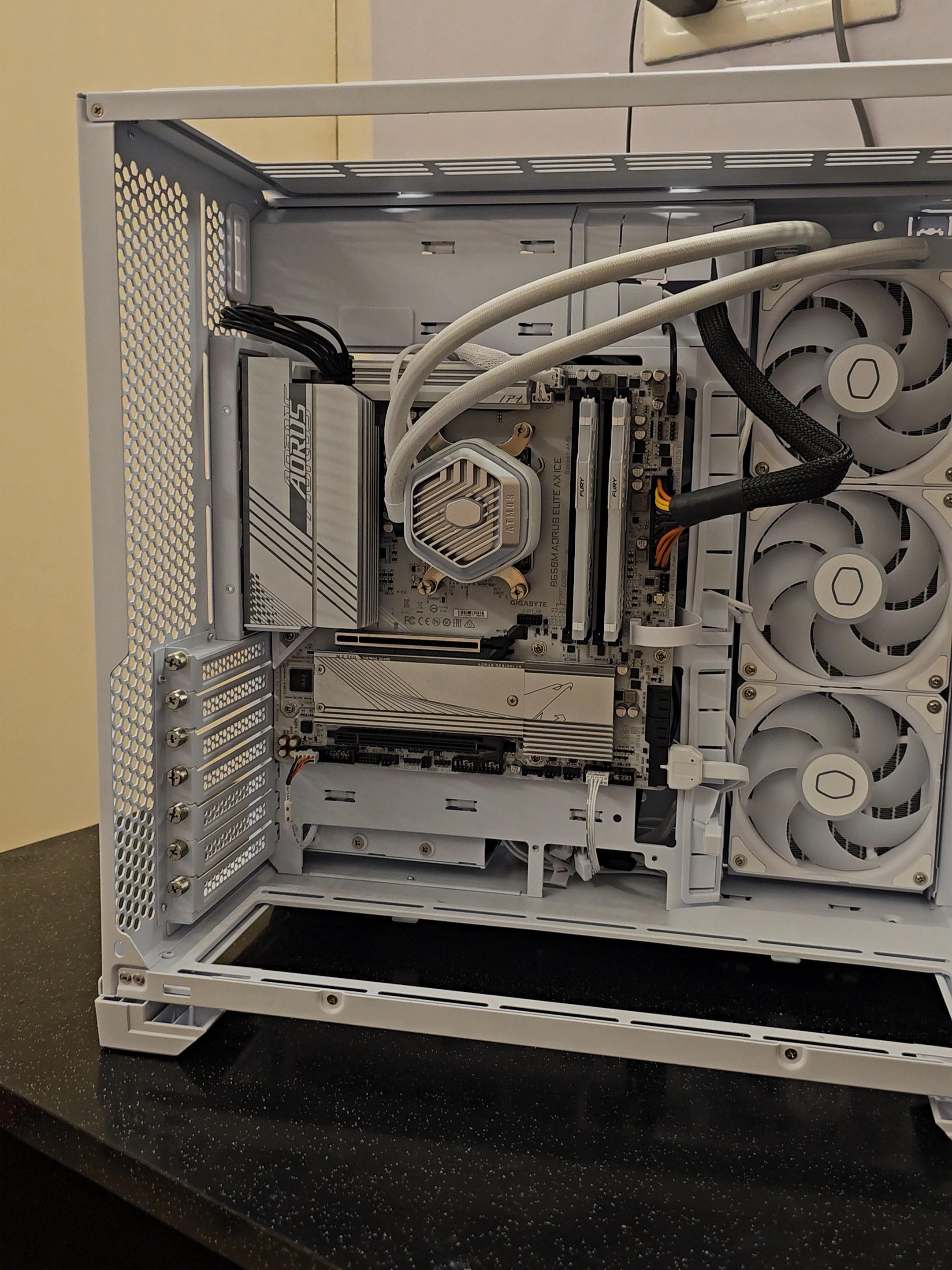 New build, is this going to harm the AIO? | Scrolller