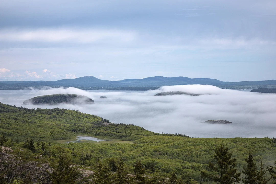 Beehive Summit, Acadia National Park, Maine, US [5528x3685] [OC] | Scrolller