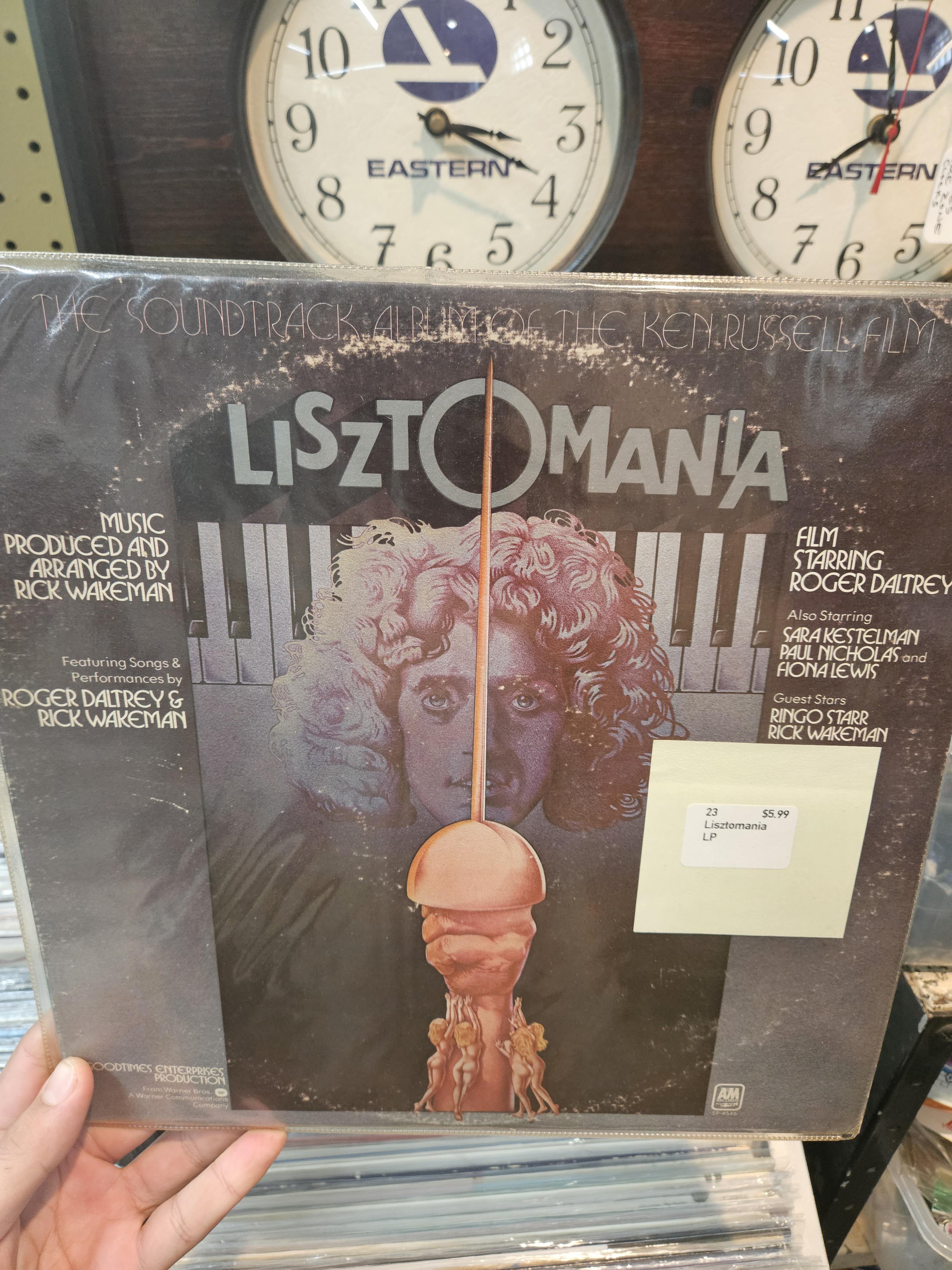 Let's fence | Scrolller