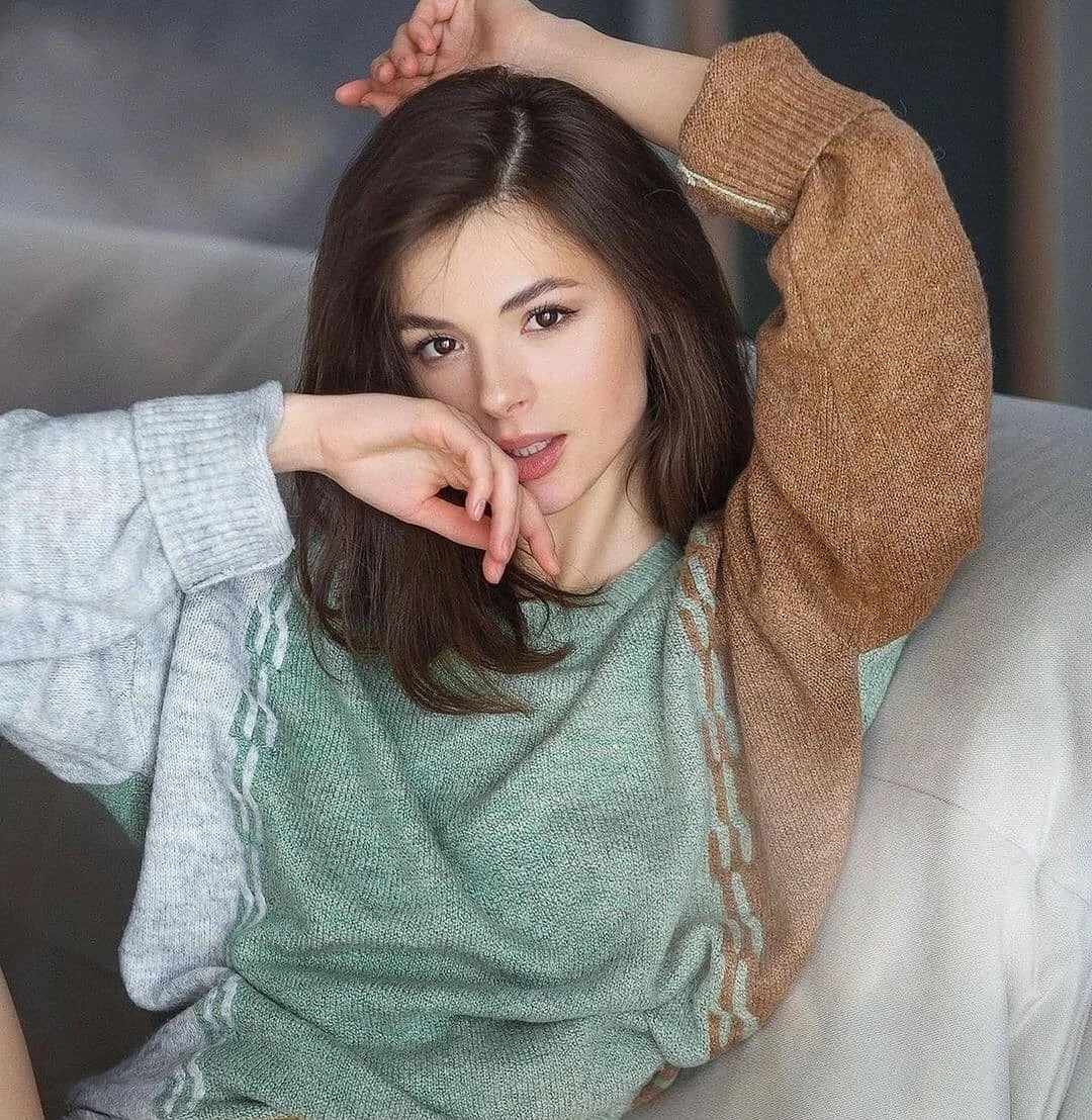 Yulia Zinchenko | Scrolller