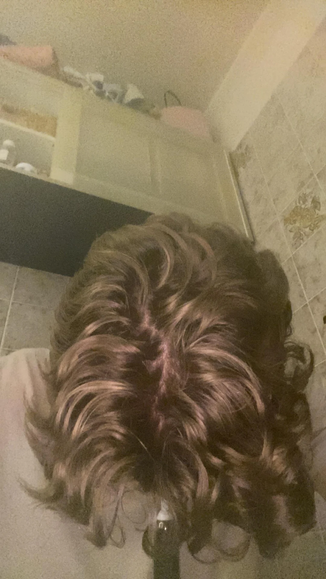 Is my hair oily / greasy or just normal? | Scrolller