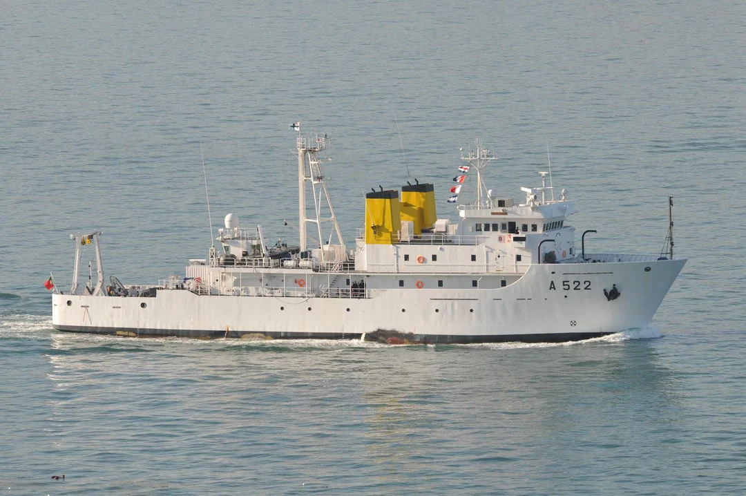 Discover more like Boatporn: NRP D. Carlos I, oceanographic research vessel of the Portuguese ...