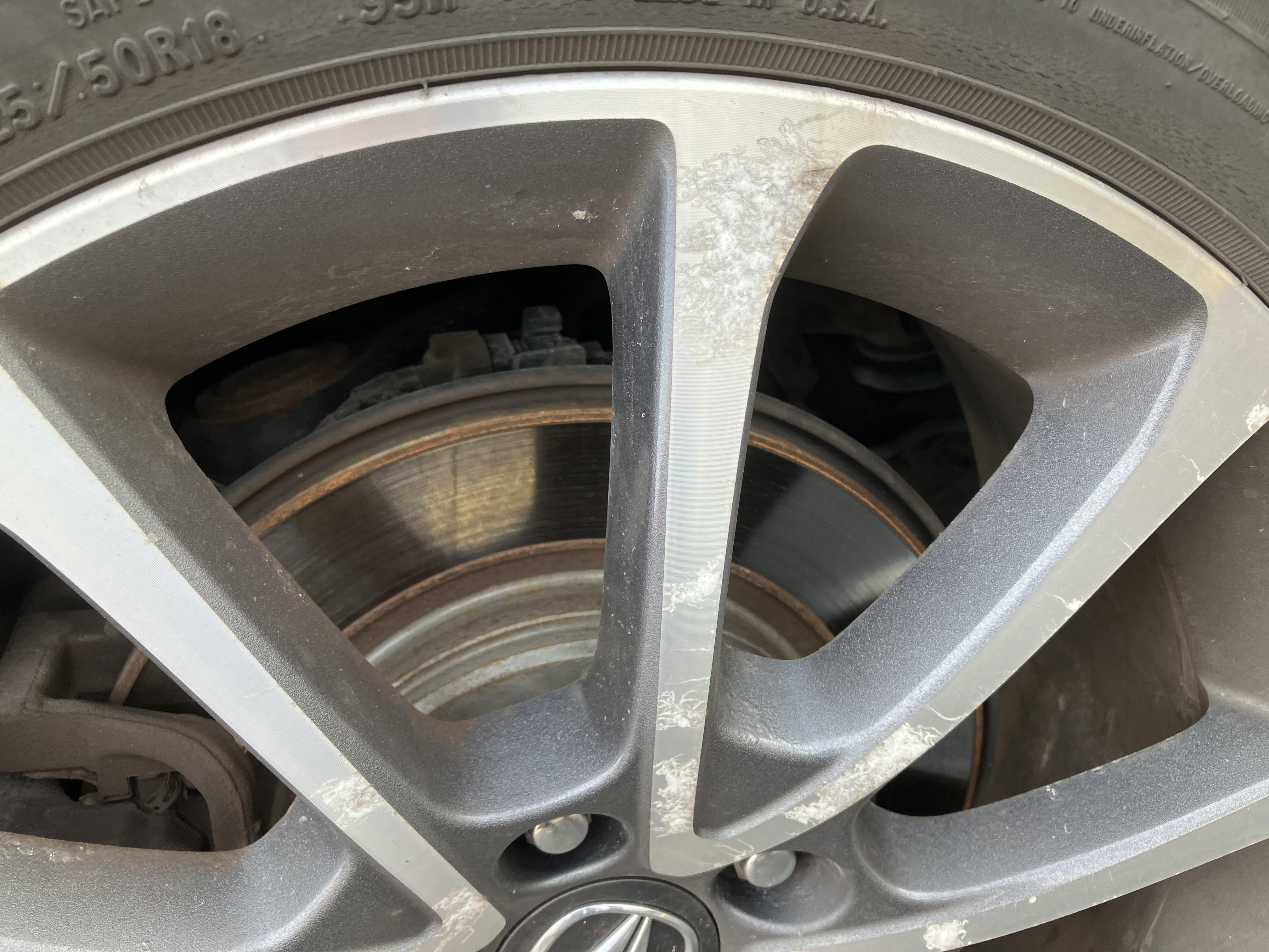 What's this on rims and how to fix ? | Scrolller