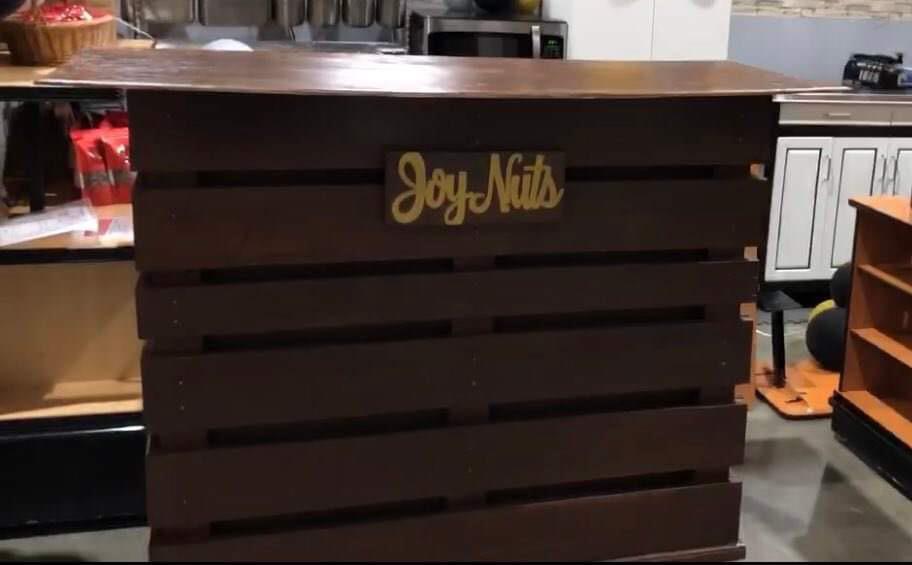 My first couple projects completed. Thoughts? | Scrolller