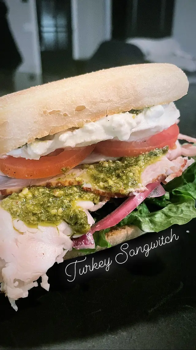 Turkey Sang | Scrolller