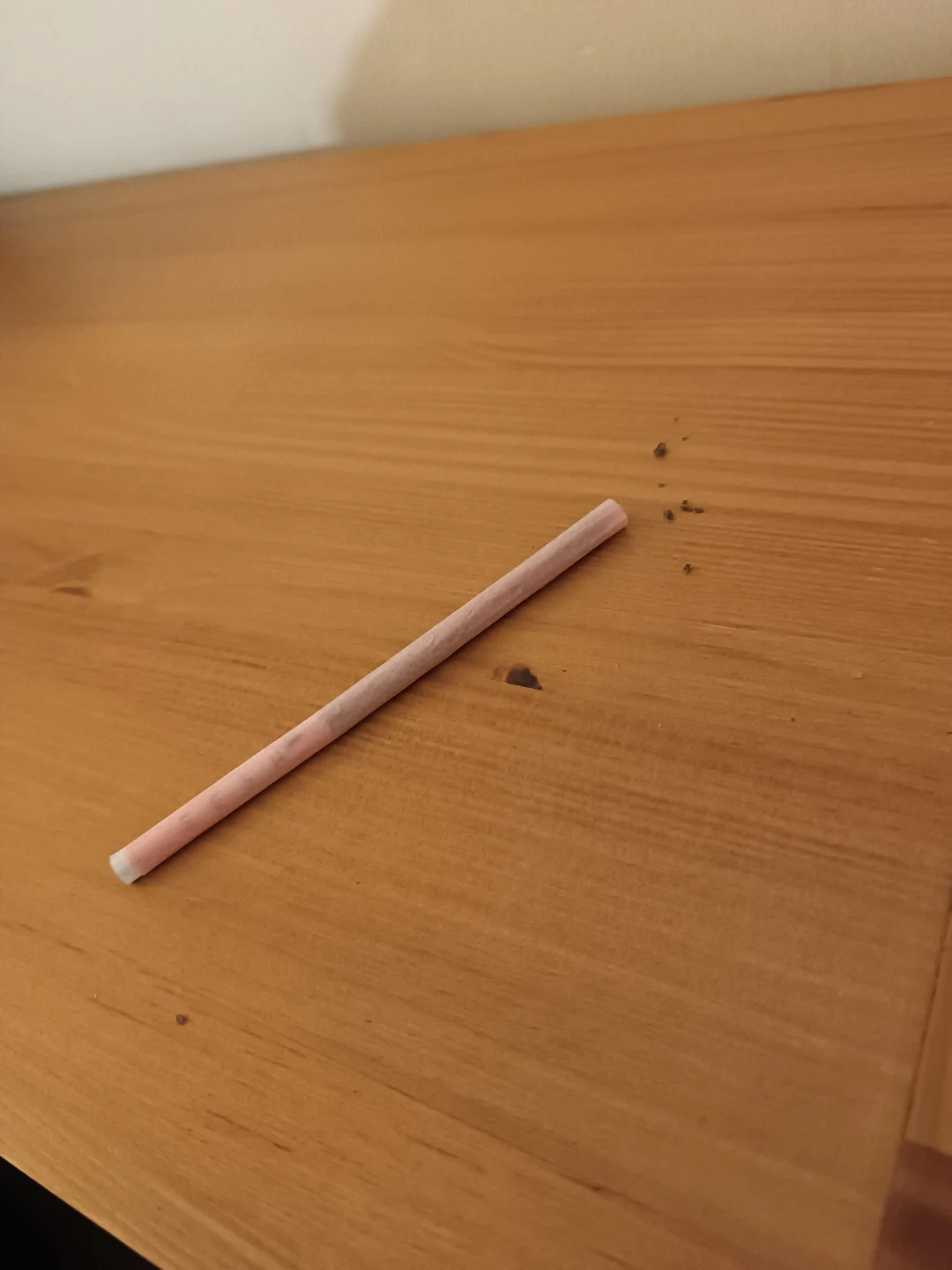 one of the most perfect joints I've ever rolled. and it's pink!!! | Scrolller