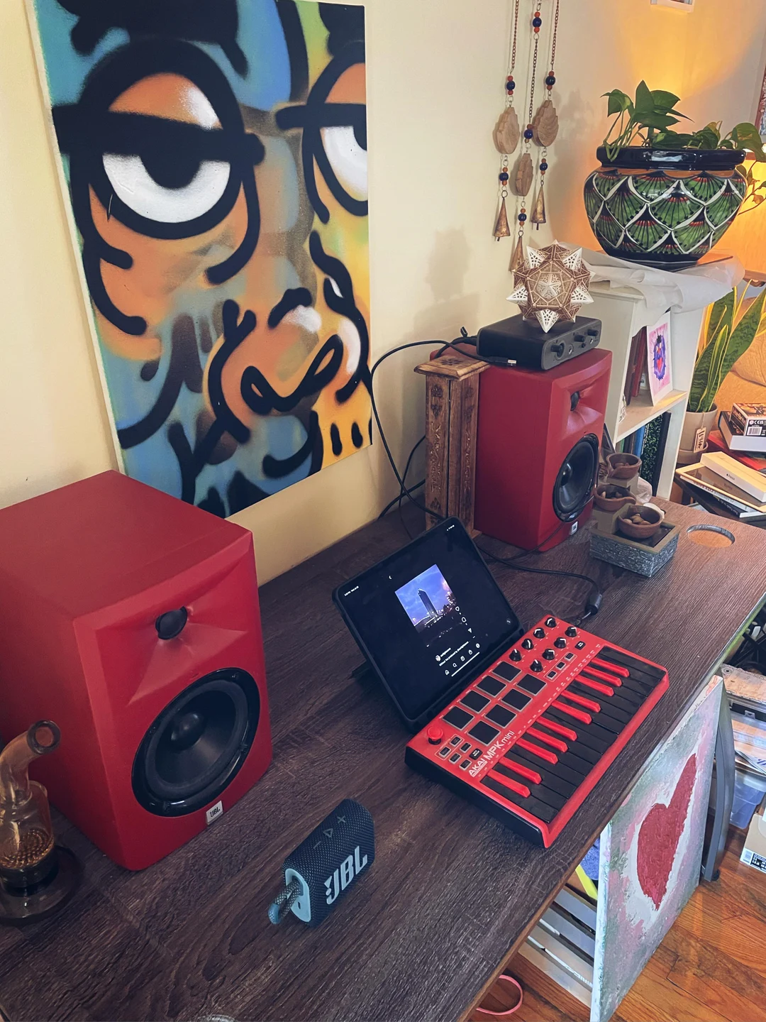 My Cozy Home Studio | Scrolller