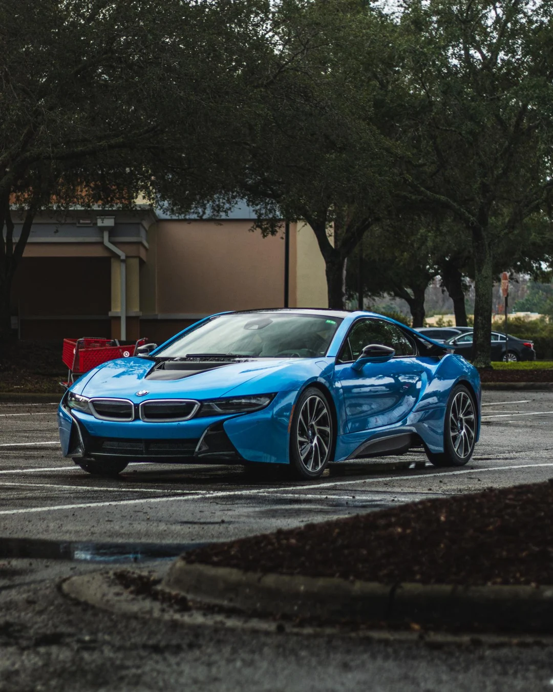 BMW i8 [4000x5000] | Scrolller
