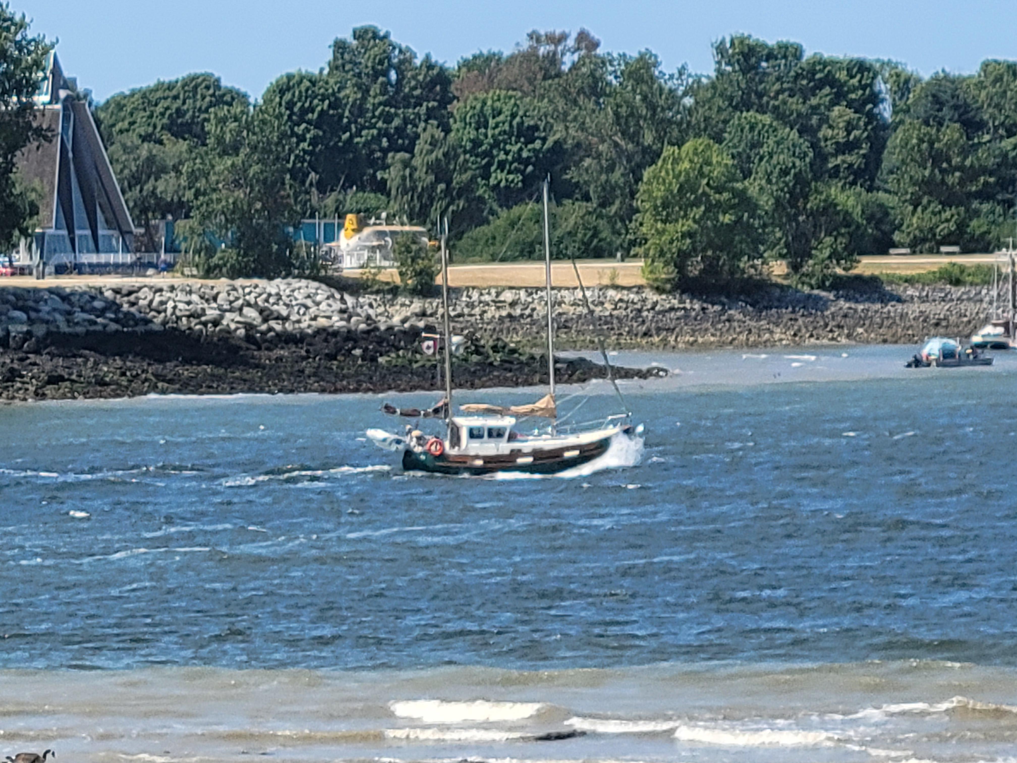 Help Identifying Vessel? | Scrolller