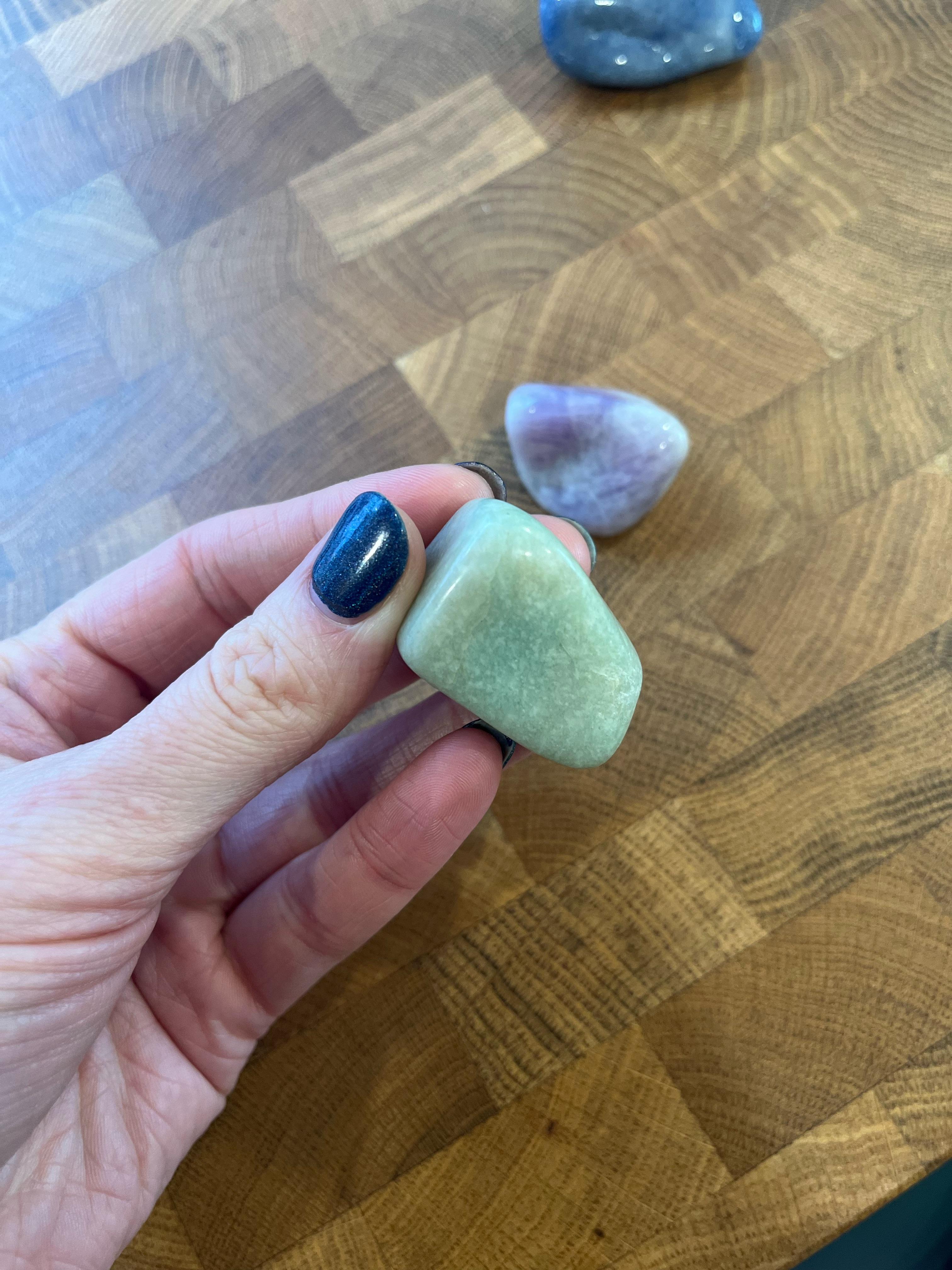 Uhm pale, help identifying? | Scrolller