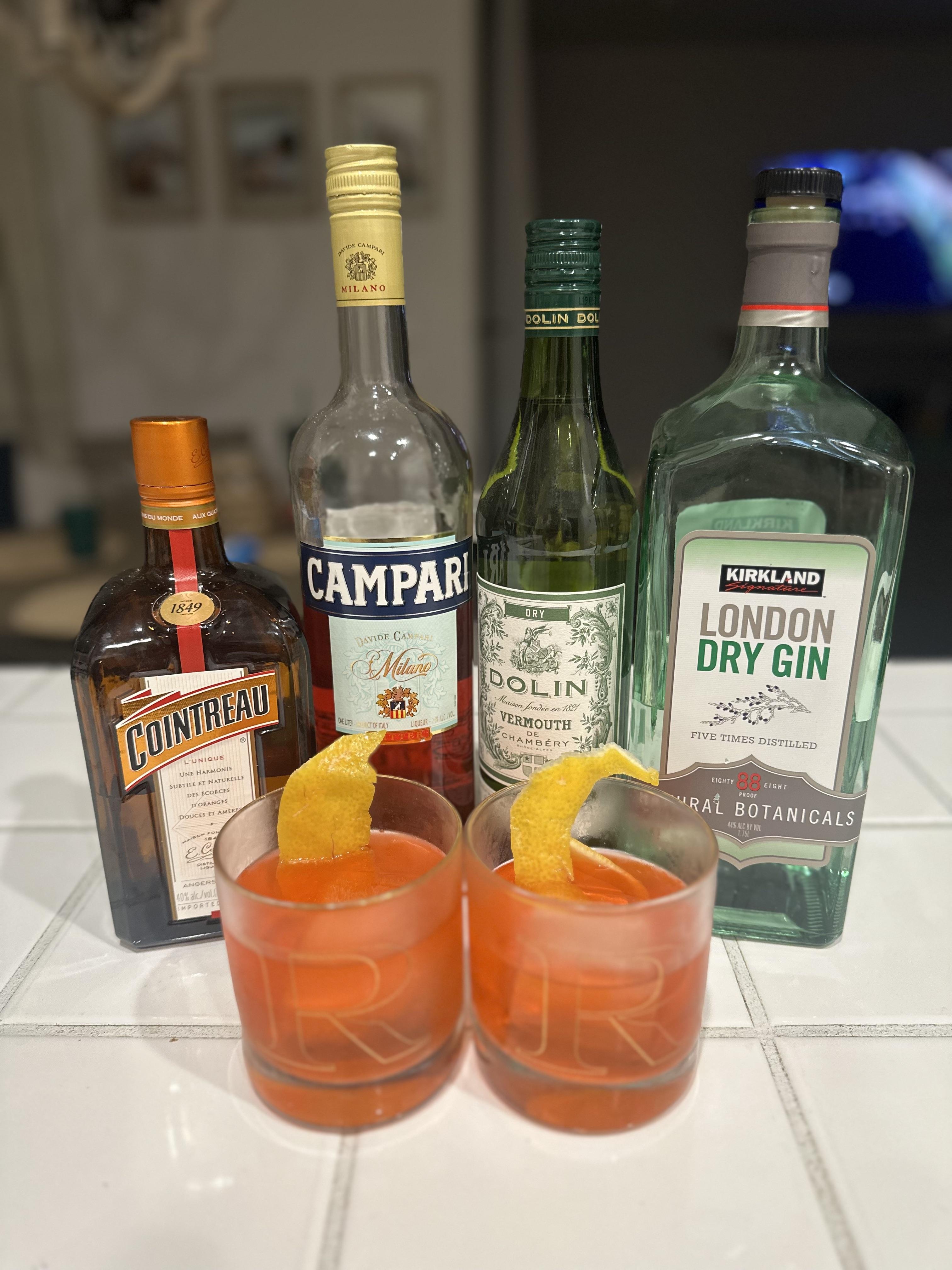 Made a Gloria tonight. A Negroni riff | Scrolller