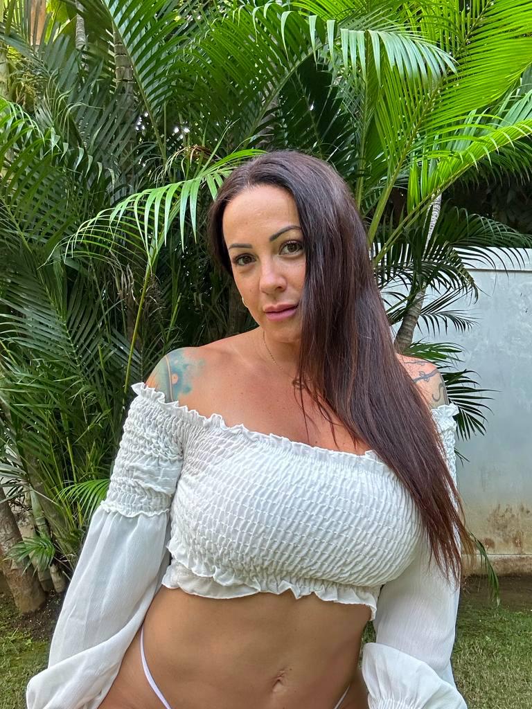 Discover more like SexyButClothed: Sexy but... clothed and Related Content | Scrolller