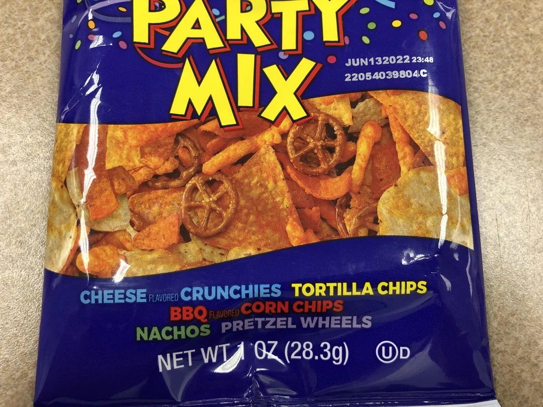 PF cutting cards be like | Scrolller