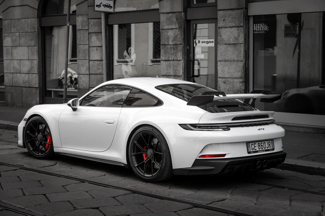 Porsche 911 GT3 in Milan [2560x1707] | Scrolller