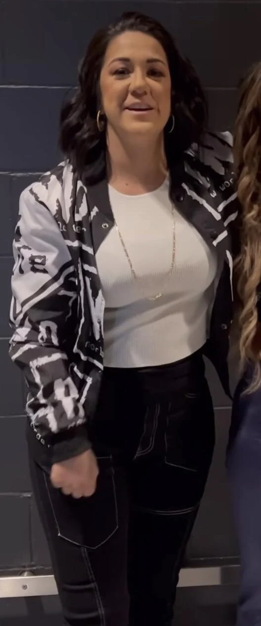 Busty Rack bayley 😩 | Scrolller