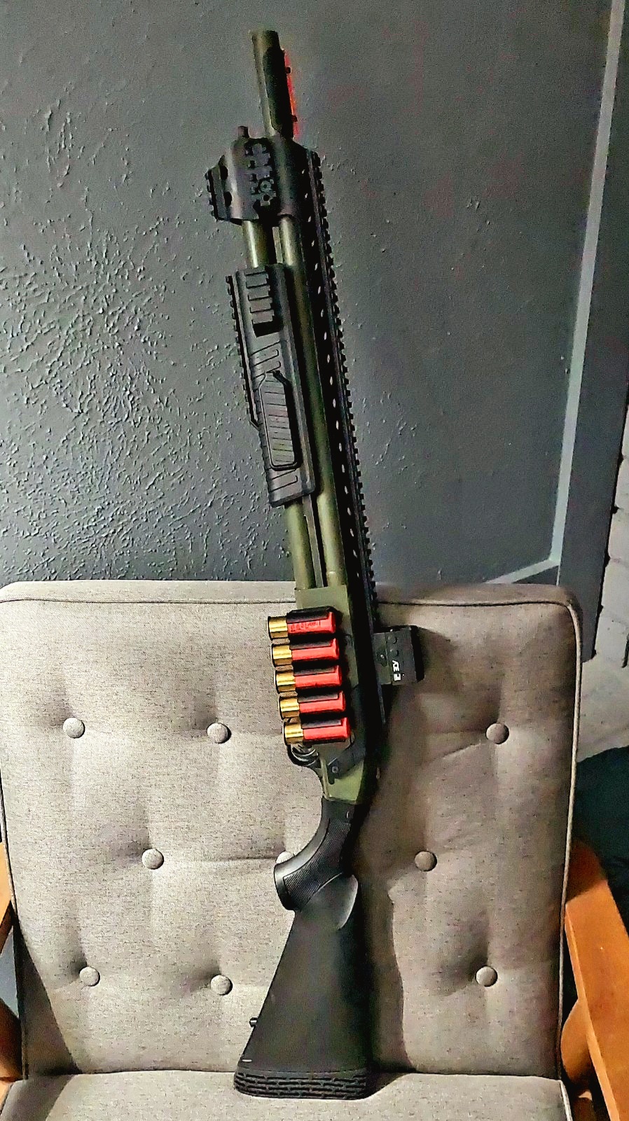 Mossberg 500 flex with black aces quad rail | Scrolller