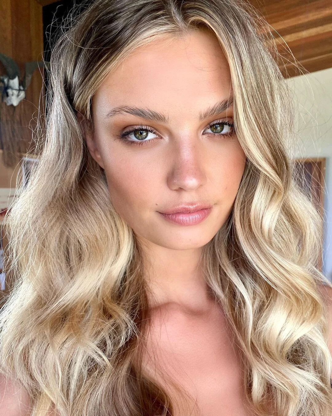 Juliette Perkins | Scrolller