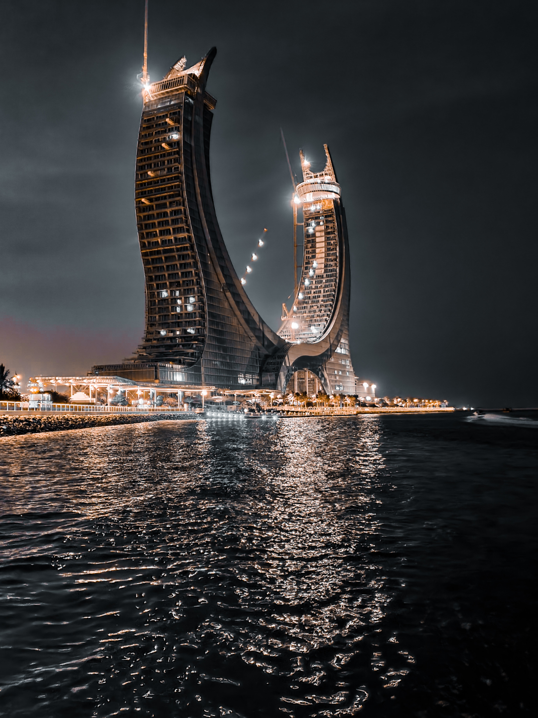 Katara Twin Towers during construction | Scrolller