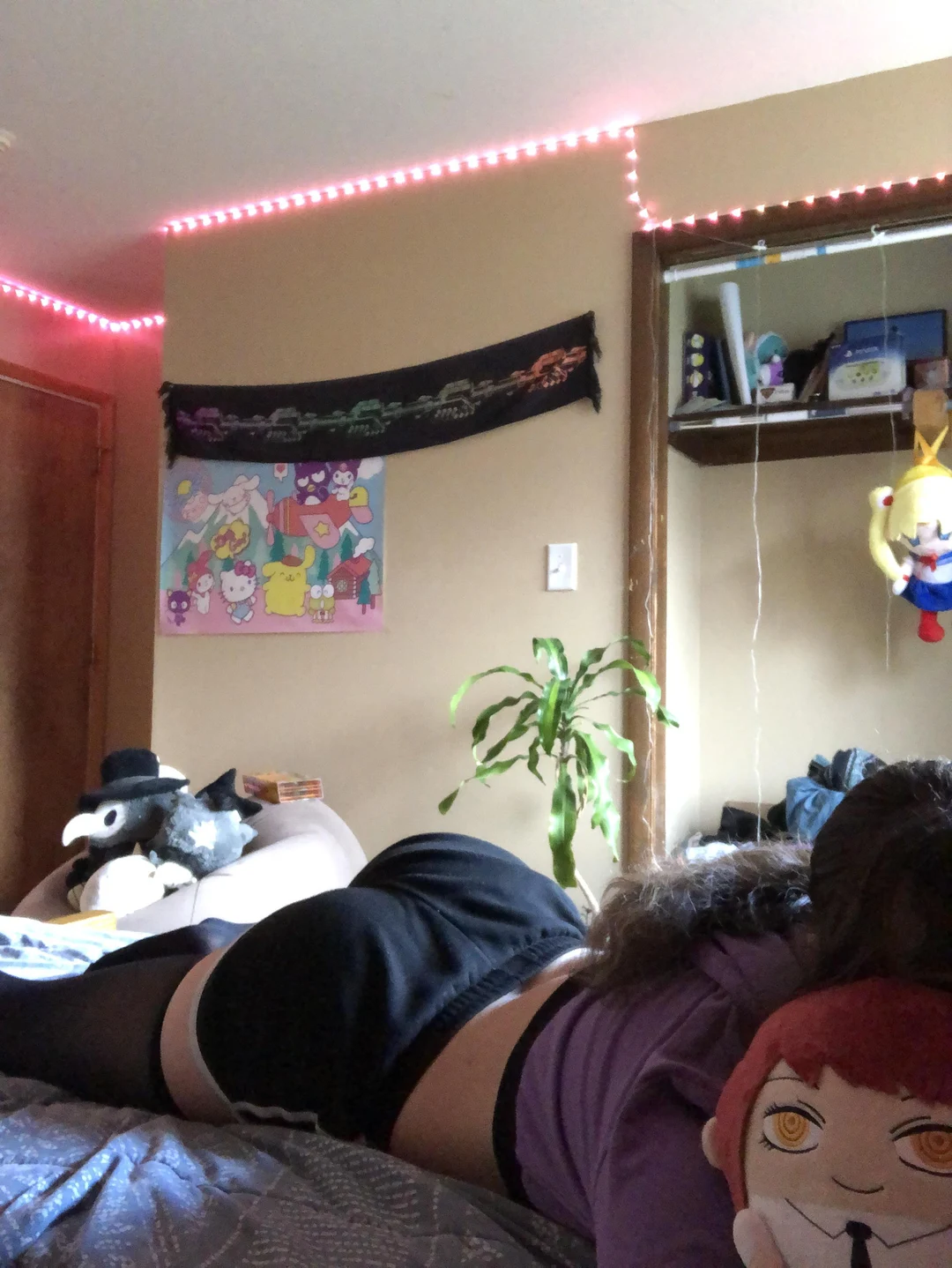 ur homie fell asleep first at the sleepover | Scrolller